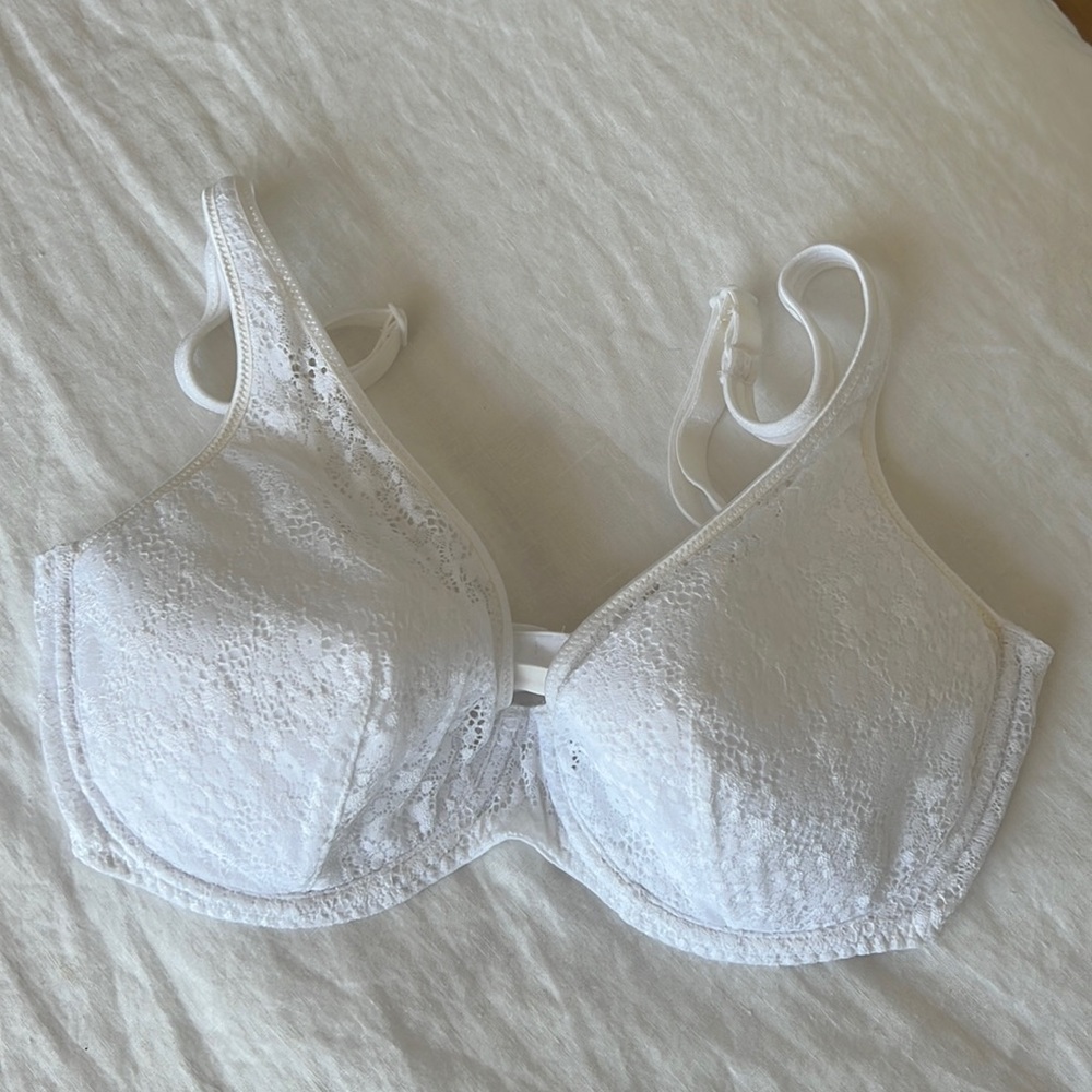 White Lace Bra - Gem